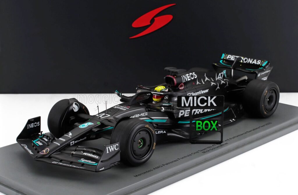 F1 Models | Shop Formula 1® Model Cars & Collectibles
