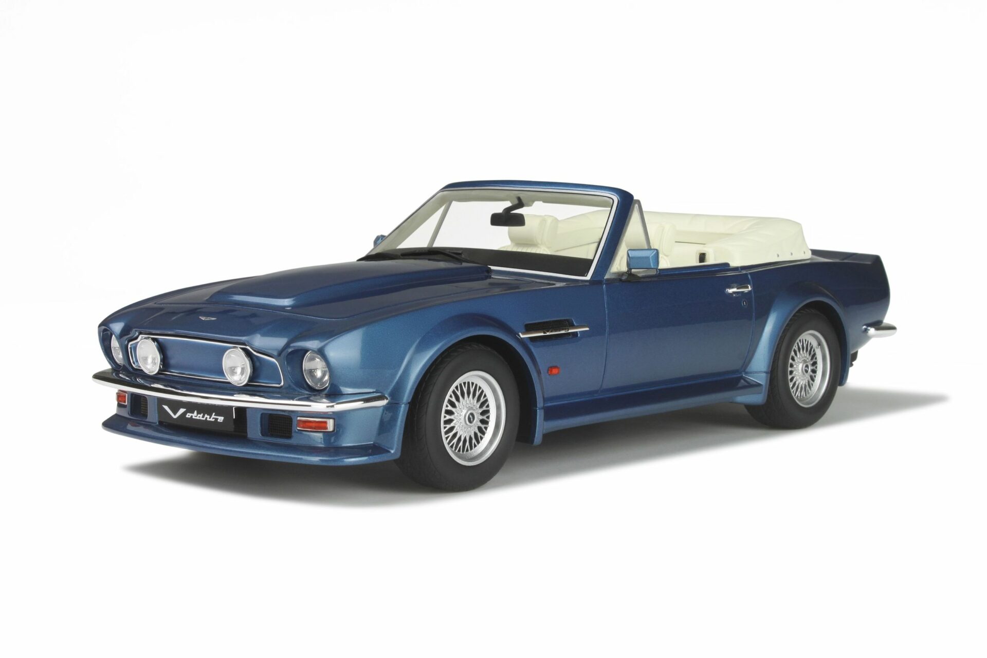 Aston Martin Model Cars | Diecast, Resin & Scale Models