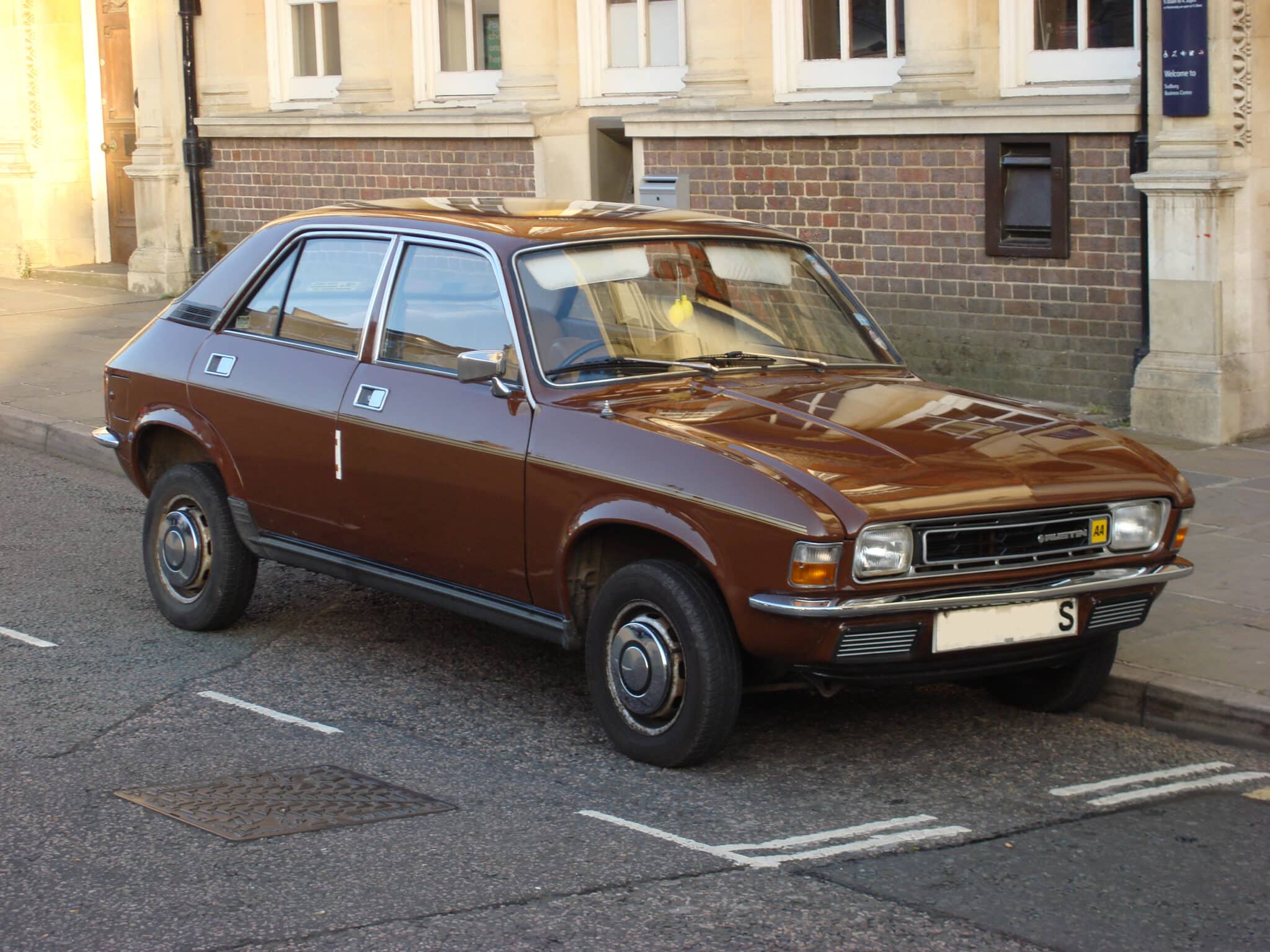 Introducing the 1:18 Austin Allegro by Cult Scale