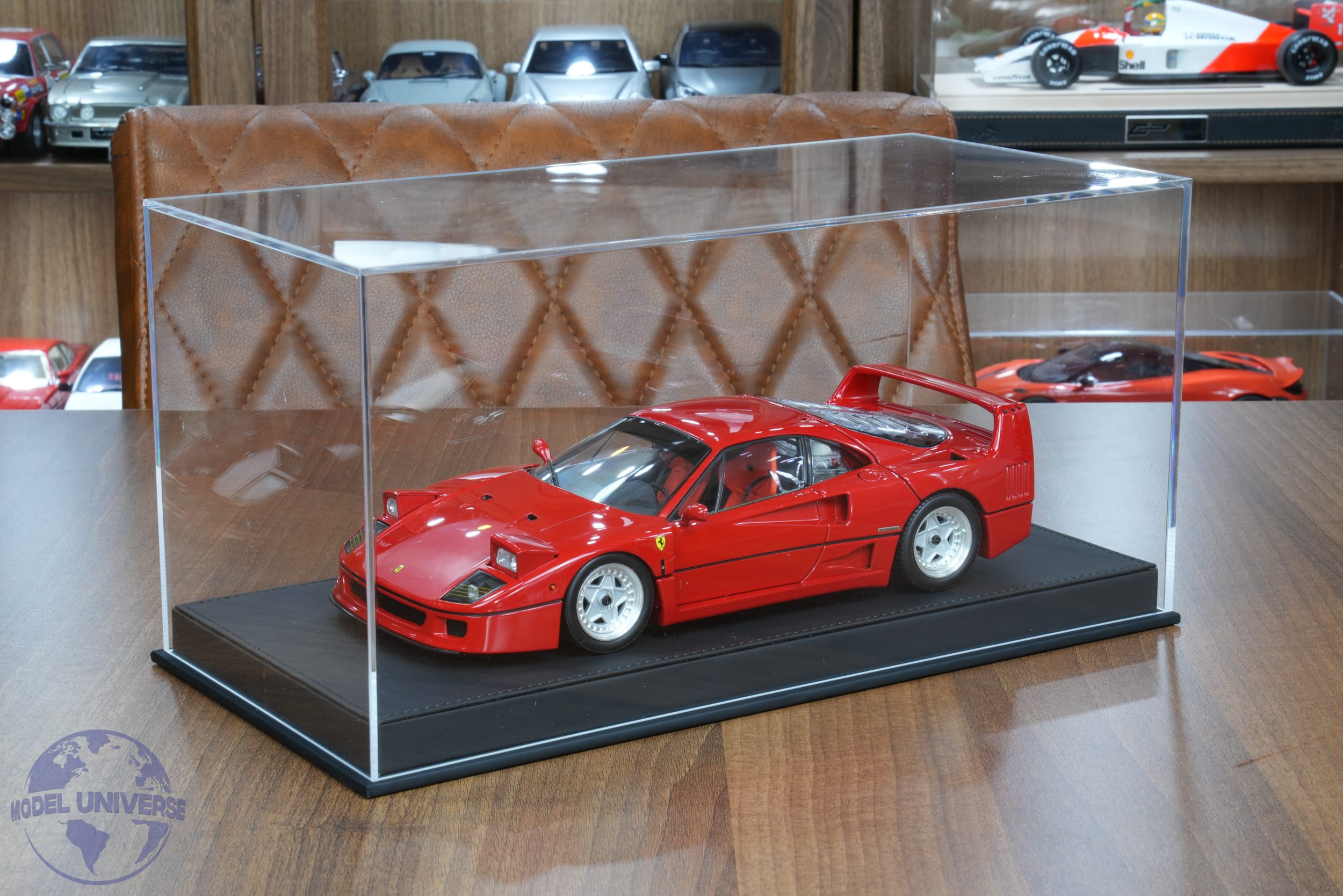 Premium 1:18 Scale Display Case with Black Leather Base