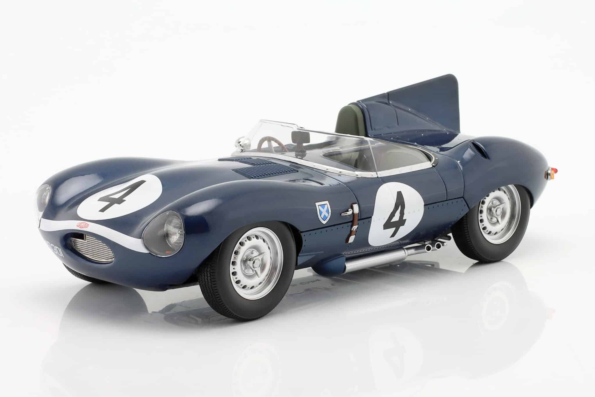 CMR 1:18 Jaguar D-Type Short Nose No.4 Winner 24h Le Mans 1956 (CMR142 ...