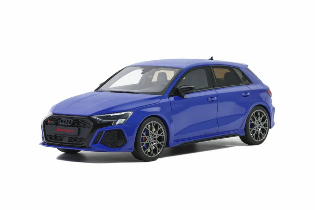 GT Spirit - 1:18 Audi RS3 Sportback Performance Edition 2022 Nogaro Blue