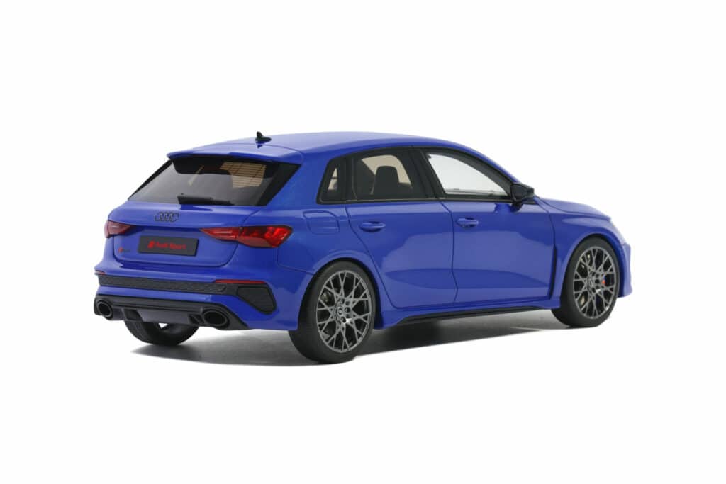 GT Spirit - 1:18 Audi RS3 Sportback Performance Edition 2022 Nogaro Blue