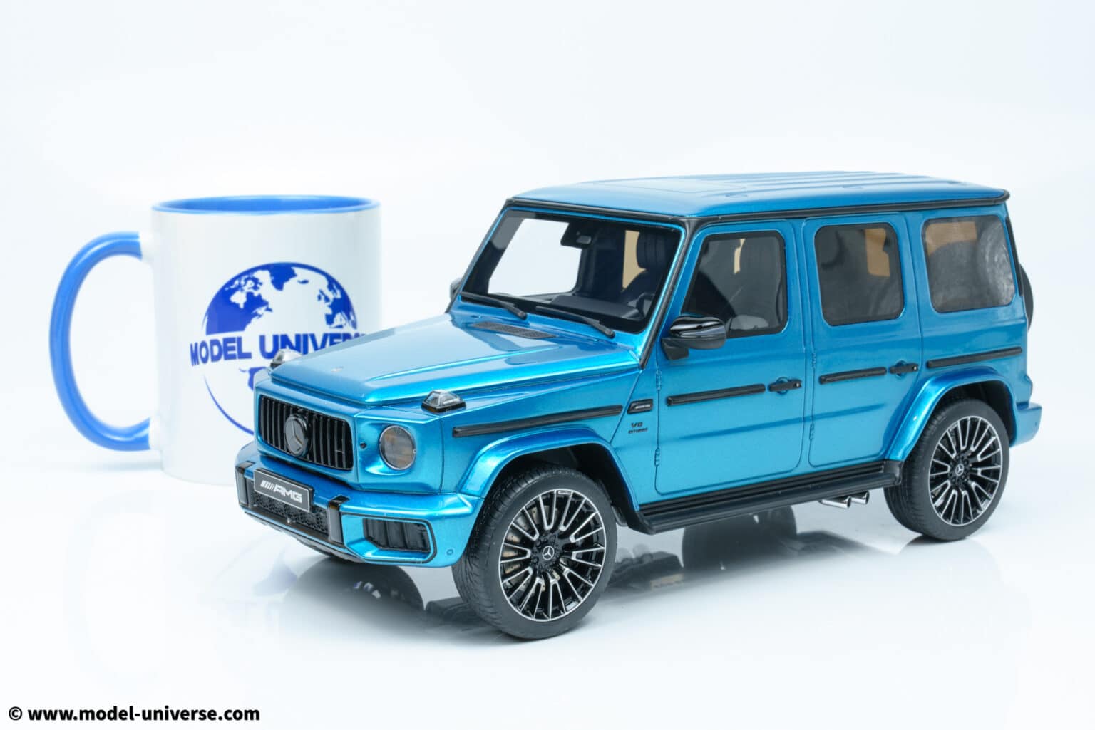 GT Spirit - 1:18 Mercedes-Benz G63 AMG Hyper Blue Magno 2024 - Limited ...