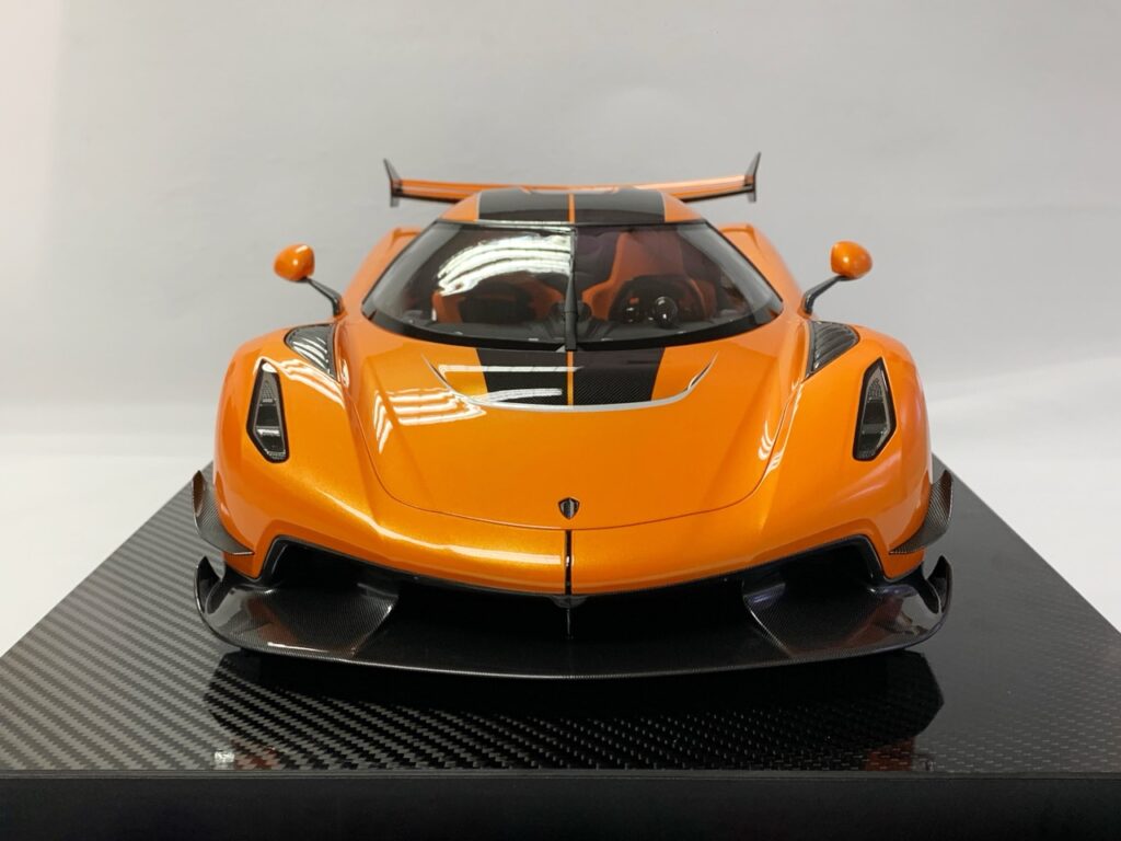 FrontiArt - 1:8 Koenigsegg Jesko Tang Orange - Limited Edition Resin ...
