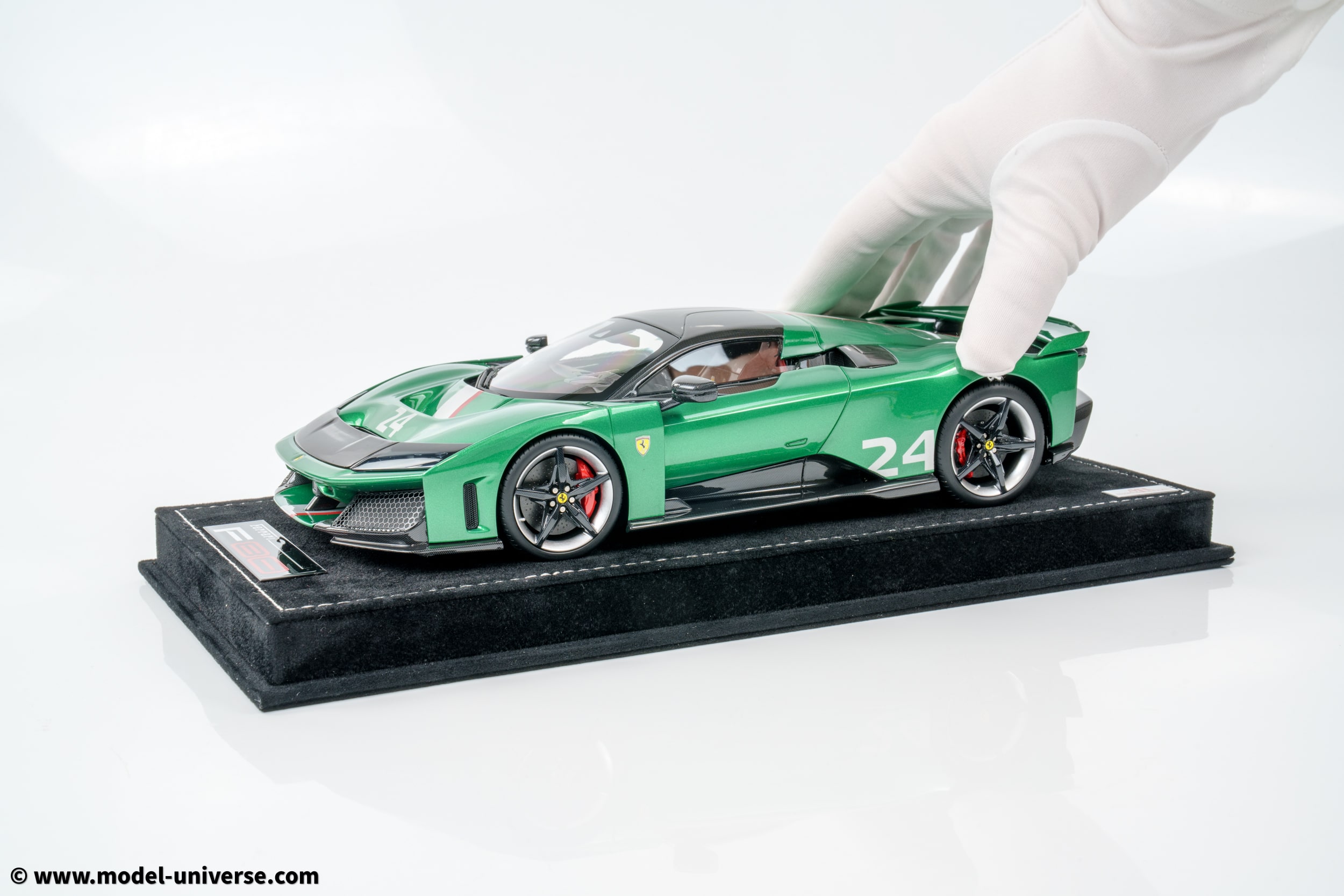 MR Collection - 1:18 Ferrari F80 2024 Green Jewel with Livery - Limited ...