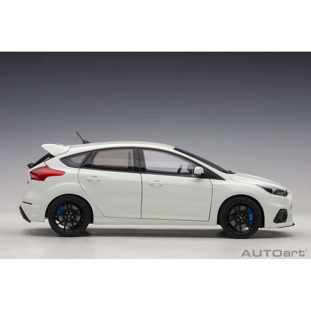 AUTOart - 1:18 Ford Focus RS 2016 (Frozen White)