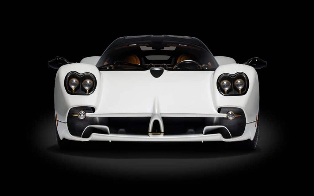 Pocher HK123 1:8 Scale Pagani Utopia Bianco Perla - Diecast Model Kit