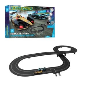 Scalextric Spark Plug - Formula E Race Set - 1:32 Slot Car Sets (C1423M)