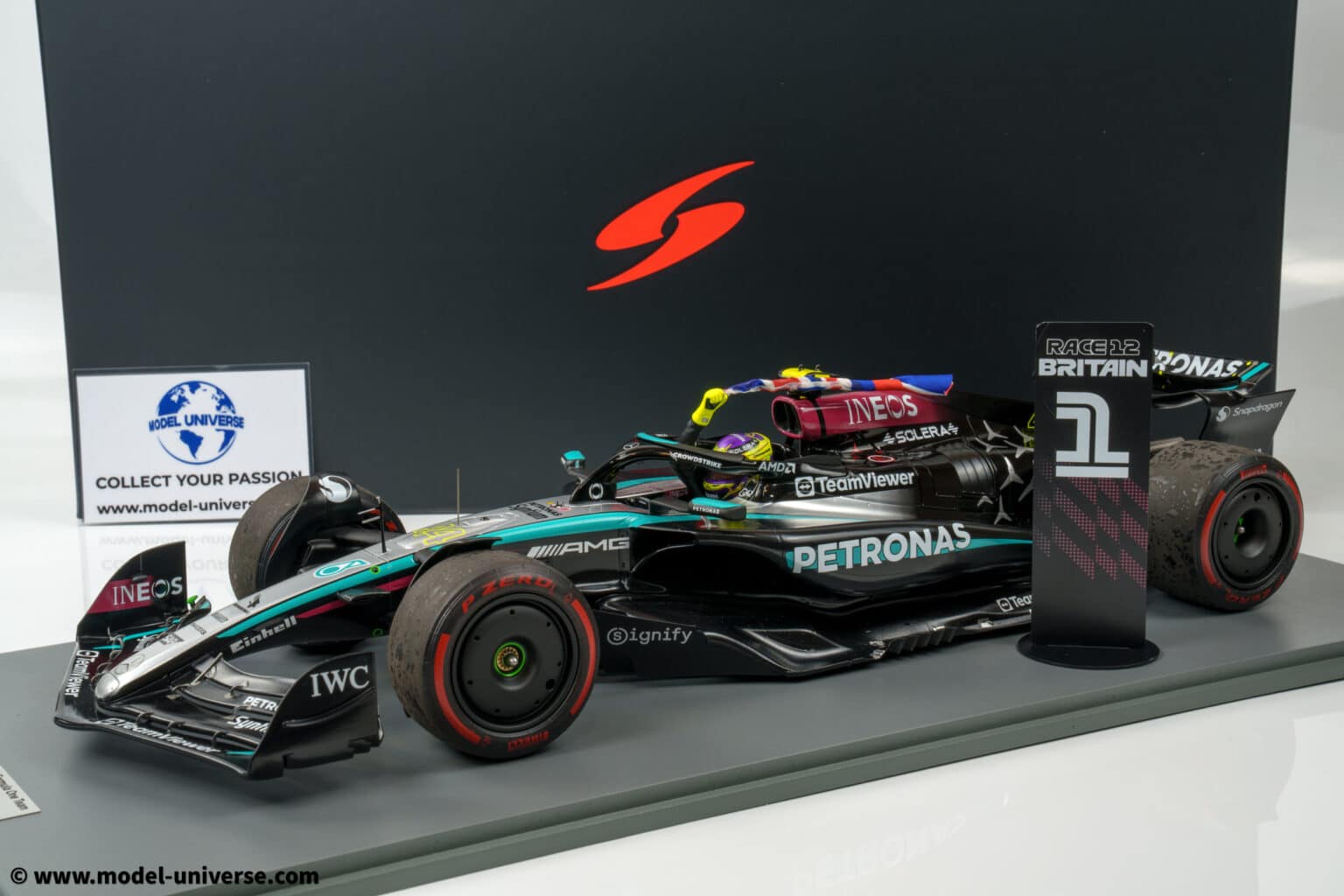 Shop Lewis Hamilton Model Cars & Collectibles | Model Universe
