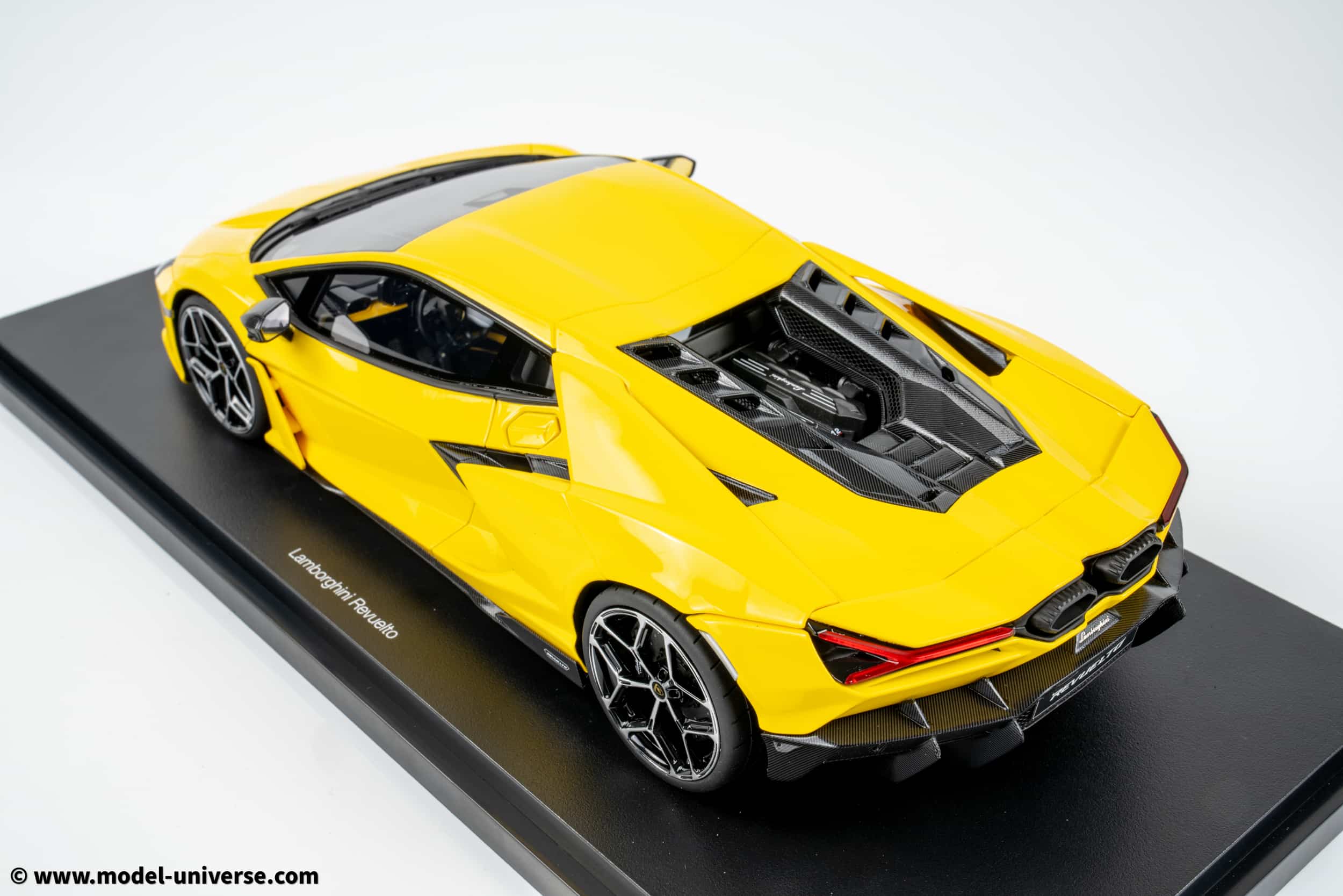 Top Speed - 1:18 Lamborghini Revuelto Giallo Yellow 2024 - Limited ...