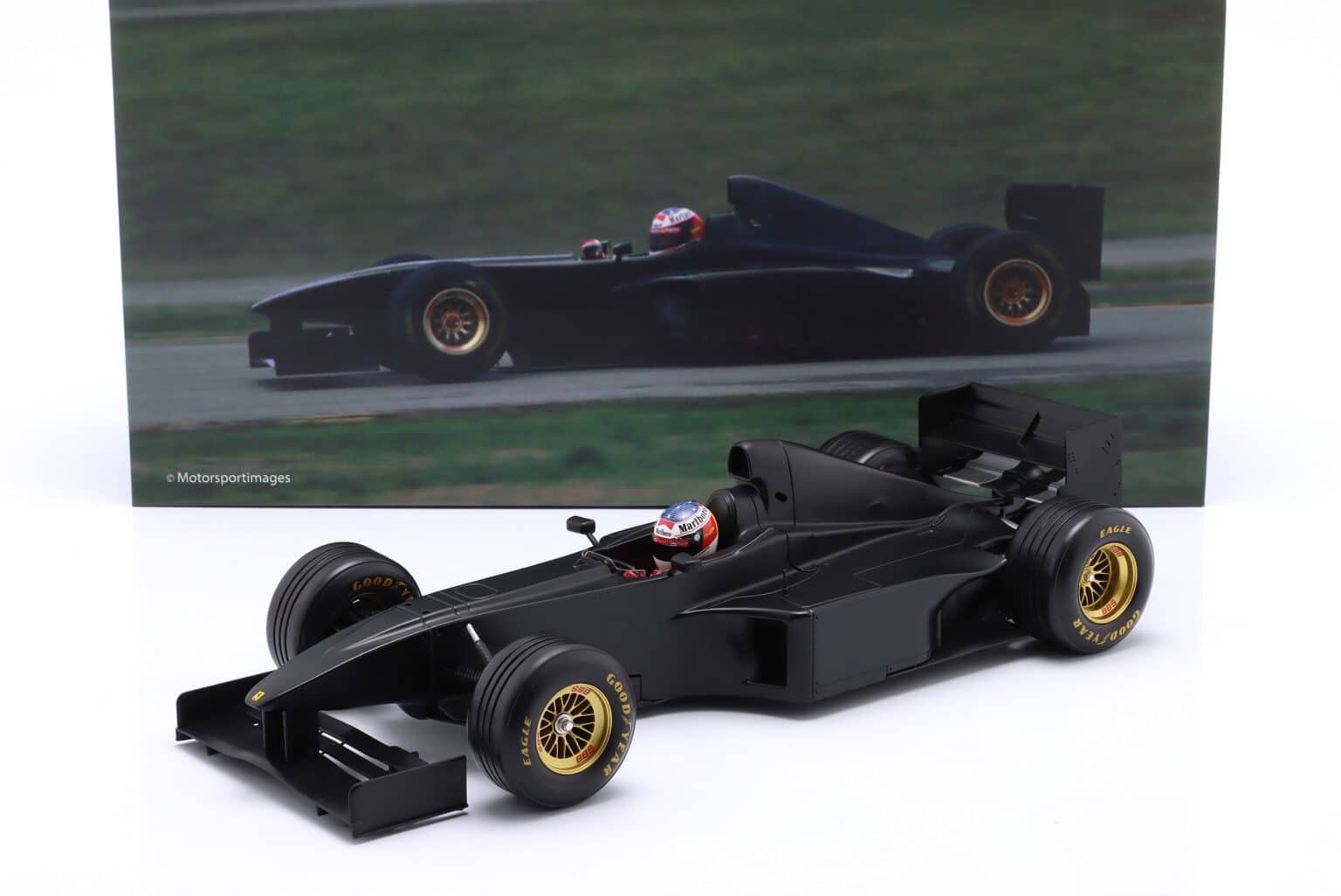 F1 Models | Shop Formula 1® Model Cars & Collectibles
